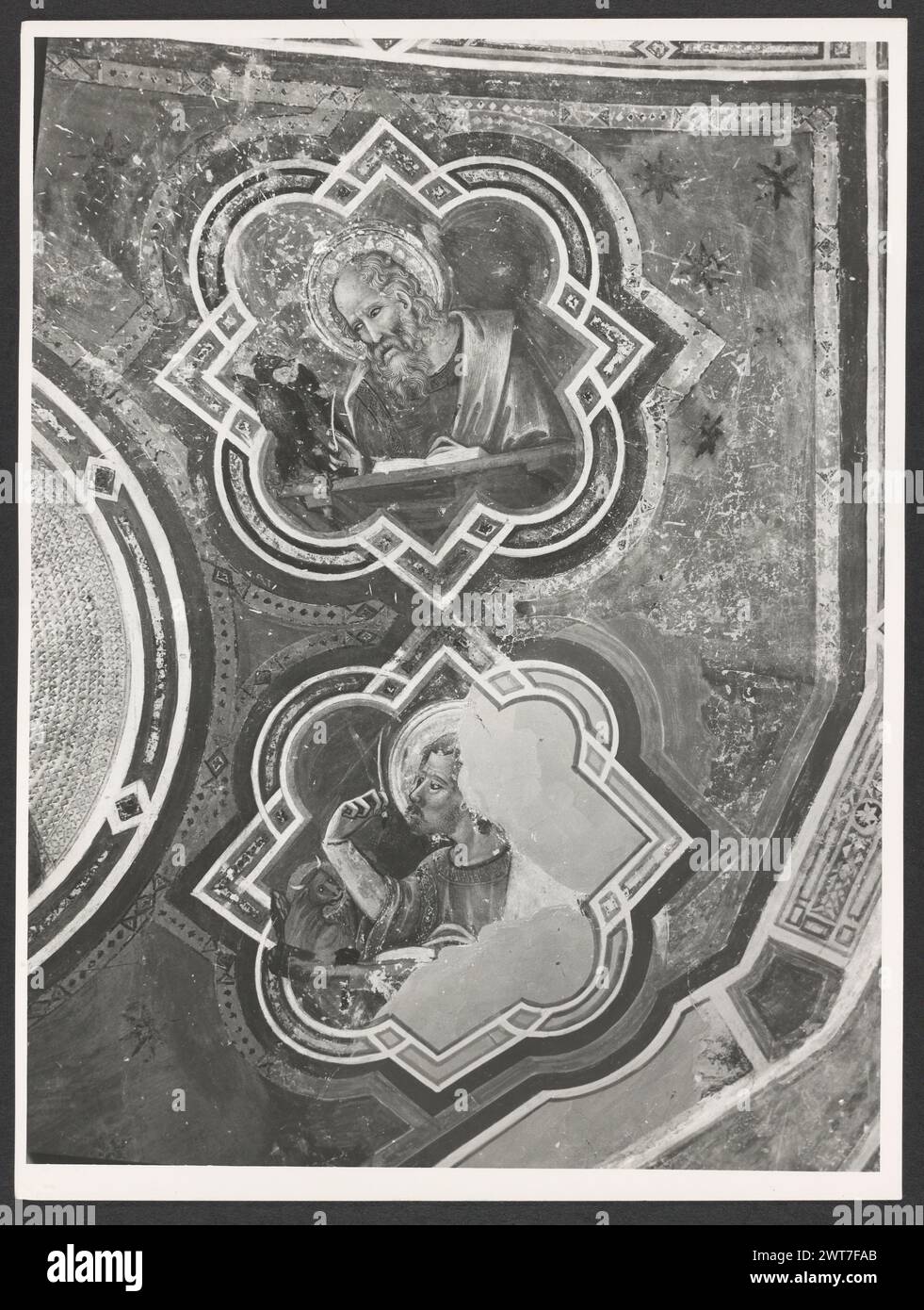 Apse chapel fresco cycles hi-res stock photography and images - Alamy