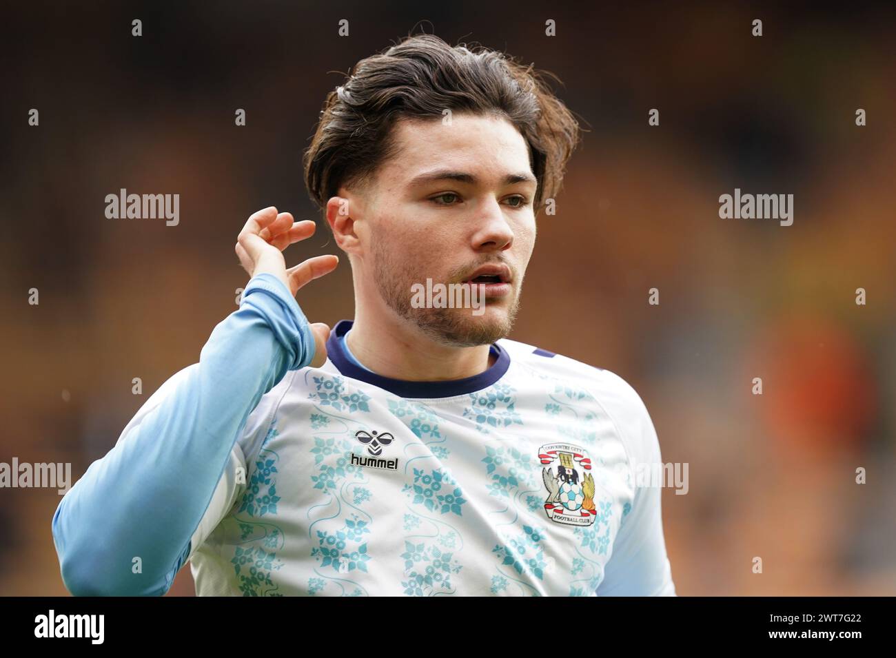 Coventry City's Callum O'Hare warming up before the Emirates FA Cup ...