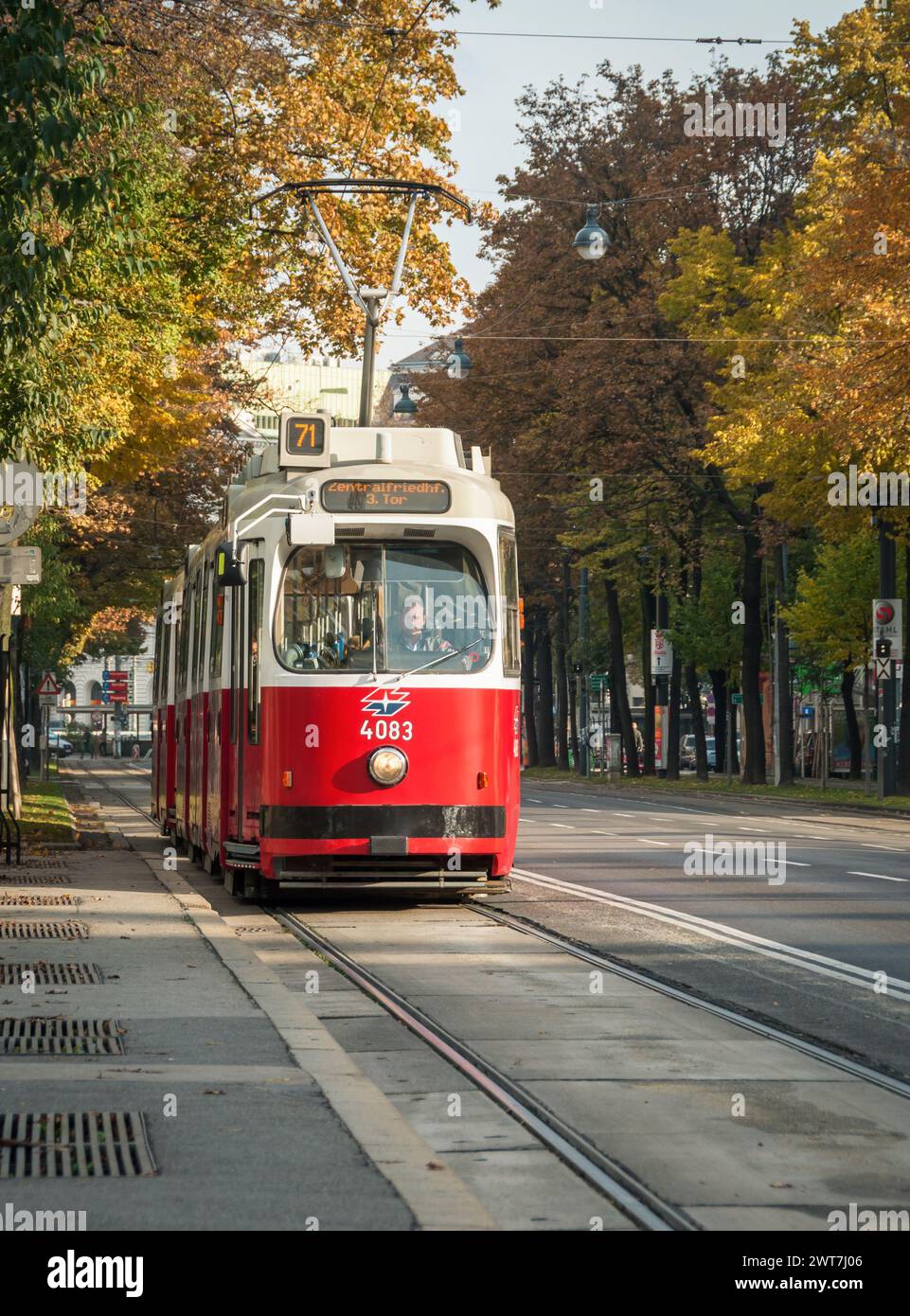 Classic Vienna "bim" - tram of old model of Type E2 built in the 1970s ...