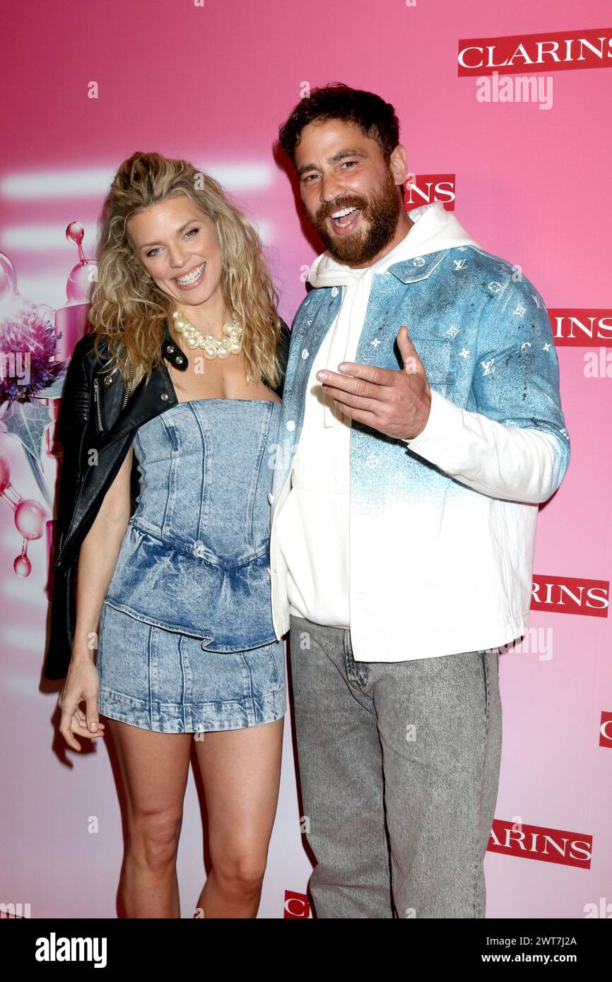 LOS ANGELES - MAR 15: AnnaLynne McCord, Danny Cipriani at the Clarins ...