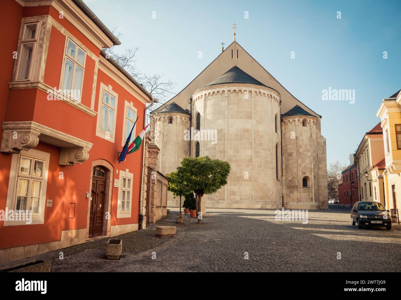 Káptalandomb street in Gyor old town leading to Basilica of Győr. Old ...