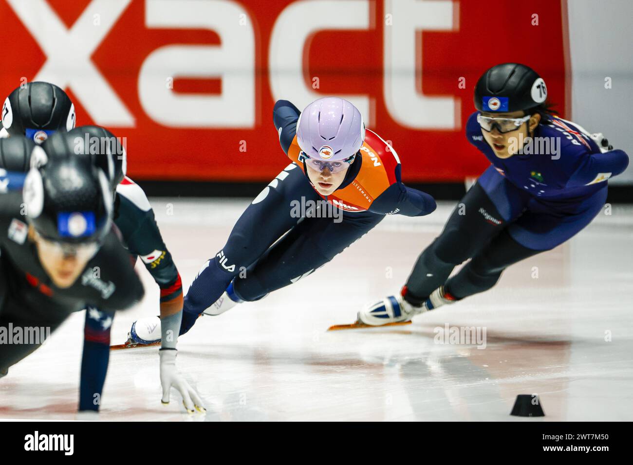 ROTTERDAM - Michelle Velzeboer (NED) during the 1500 meters women's ...