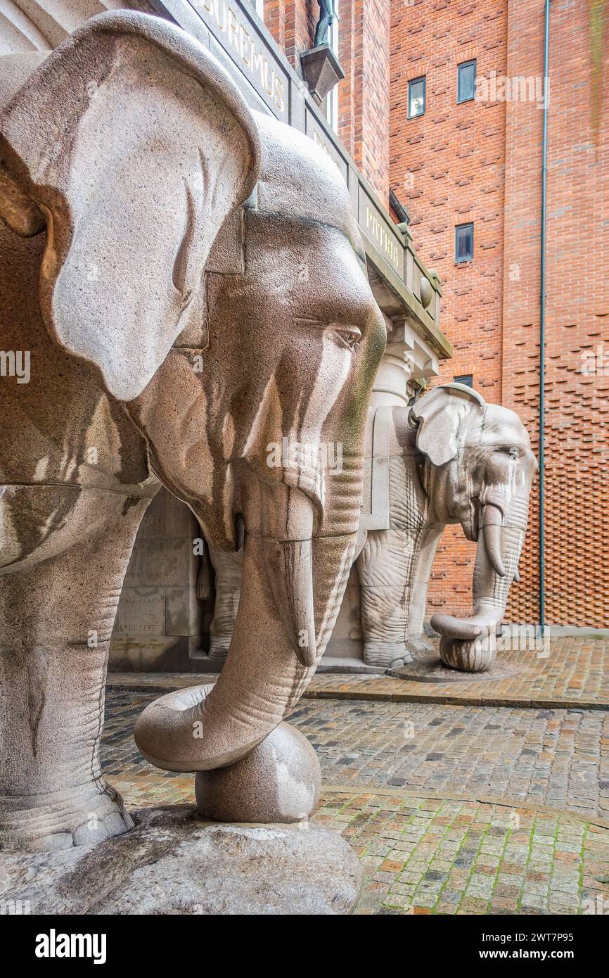 Copenhagen, Denmark - Stone Elephants at Carsberg brewery Stock Photo ...