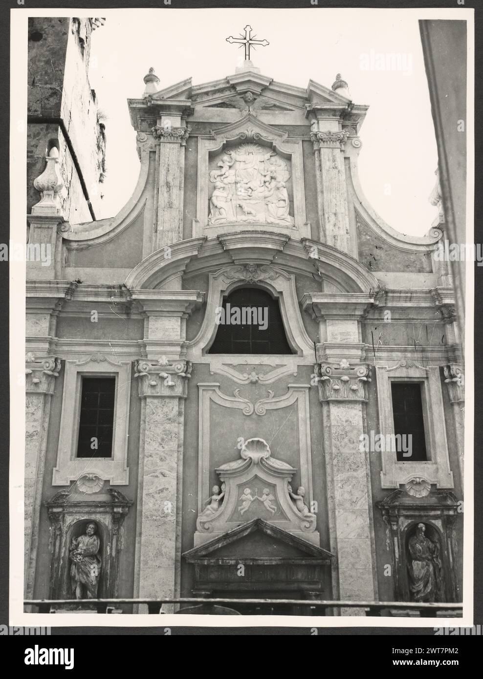 Travertine pilaster monument bearing orsini arms hi-res stock ...