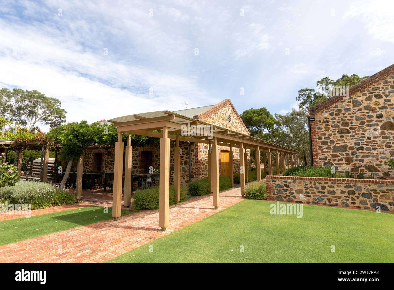 Barossa Valley, Murray Street vineyards in Greenock and entrance to ...