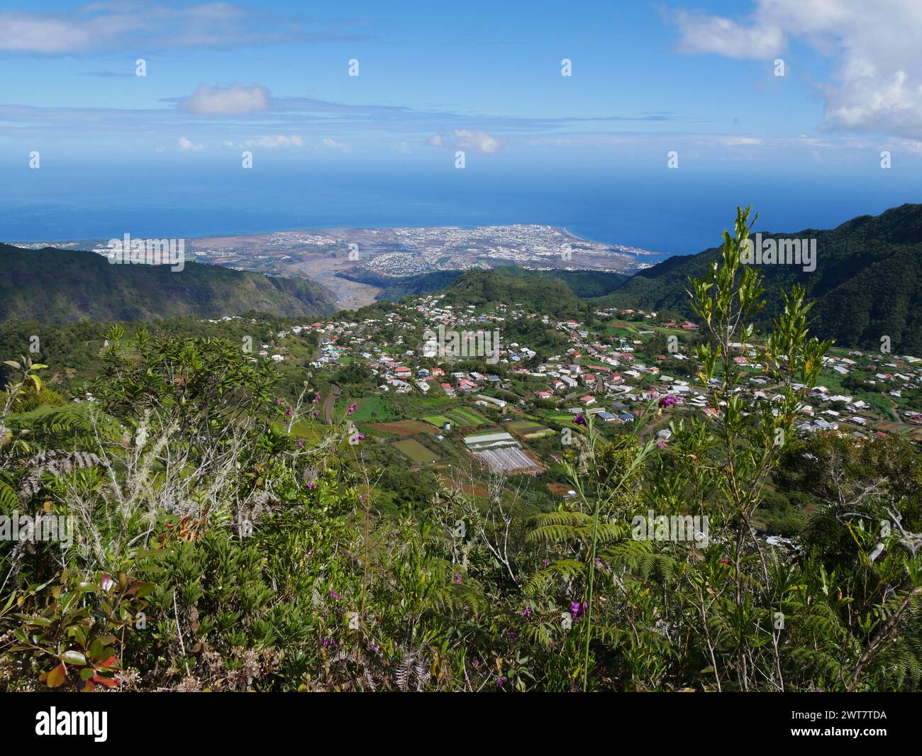 The Port, view from Dos d'Ane, on top of Reunion island. La Réunion ...