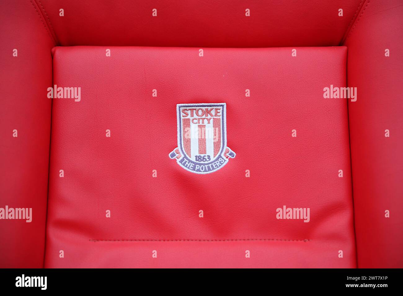 Stoke city badge hi-res stock photography and images - Alamy