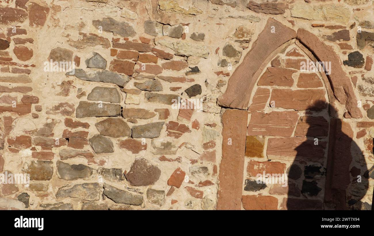 Bricked up hi-res stock photography and images - Alamy