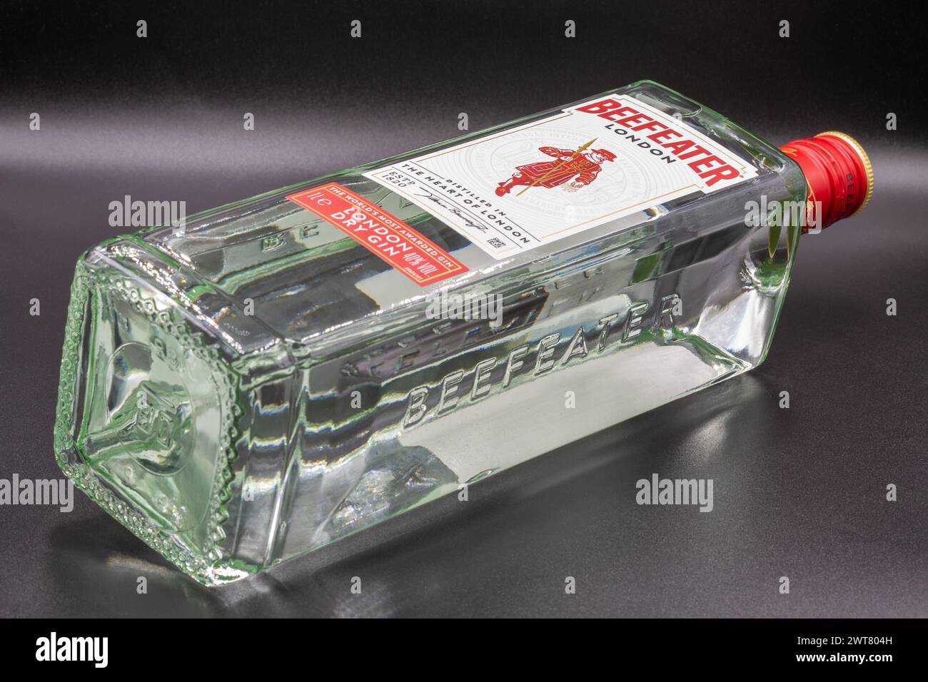 Logo beefeater hi-res stock photography and images - Alamy