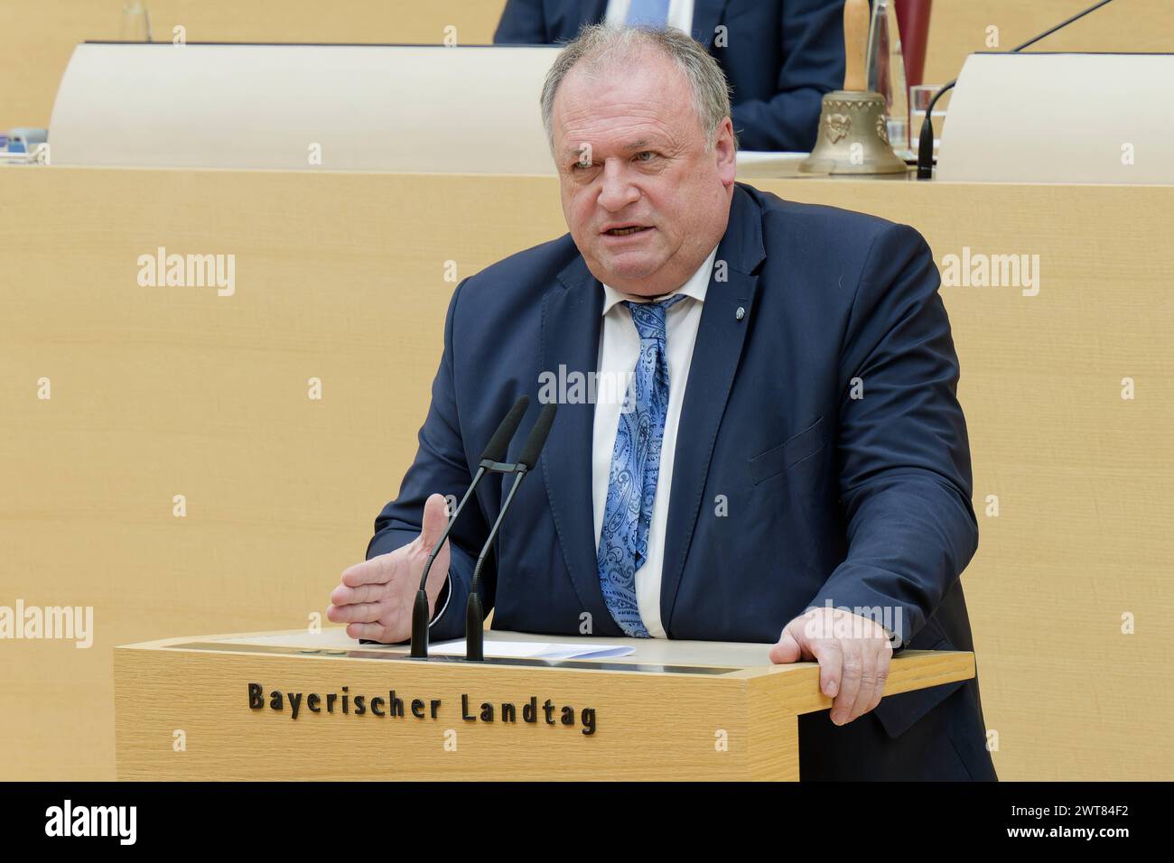 Walter Nussel , CSU. 13. Plenarsitzung des Bayerischen Landtags ...