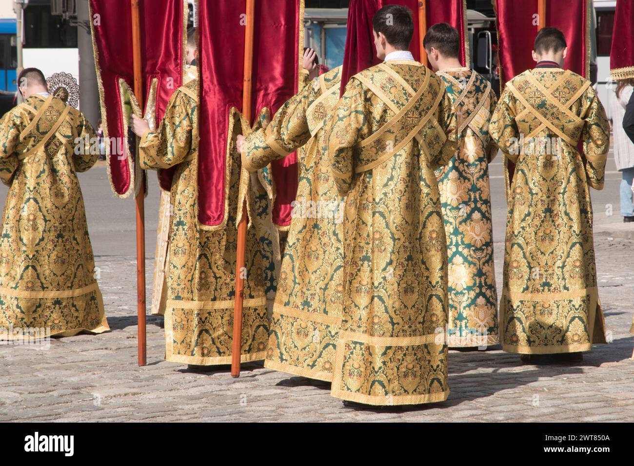 Official liturgy hi-res stock photography and images - Alamy