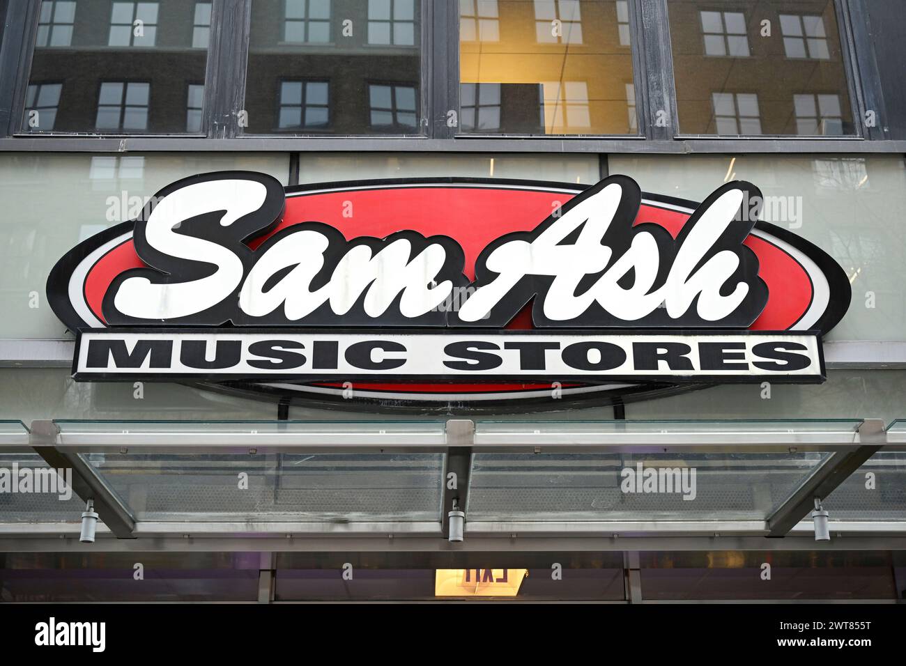 Photo by: zz/NDZ/STAR MAX/IPx 2024 3/15/24 Legendary music store chain ...