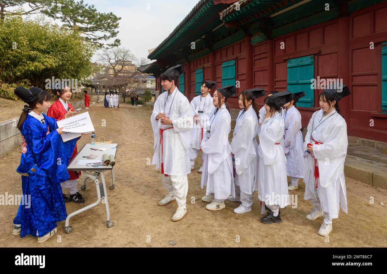 Early joseon dynasty hi-res stock photography and images - Alamy