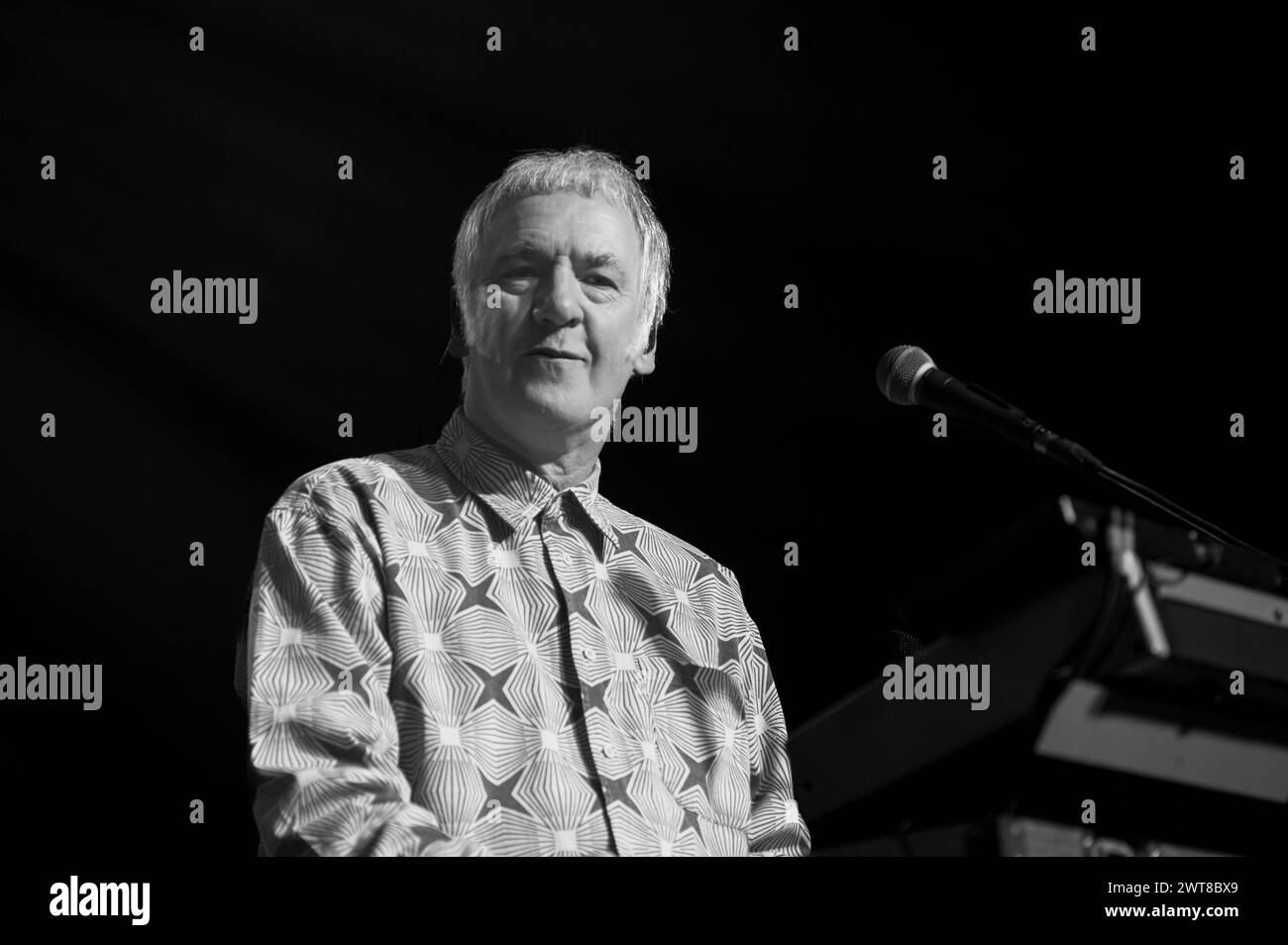 Inspiral carpets 2024 Black and White Stock Photos & Images - Alamy