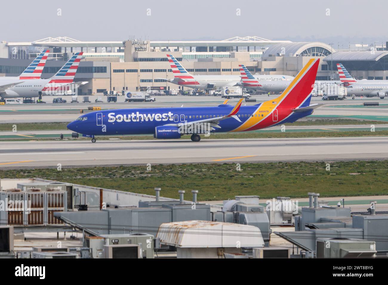 N8647A Southwest Airlines Boeing 737-8H4 am Los Angeles International Airport LAX / KLAX Los ...