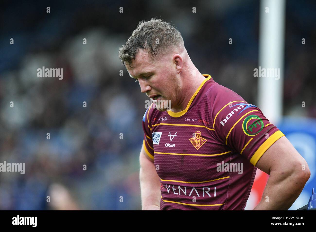 Huddersfield, England - 16th March 2024 Adam Milner (9) of Huddersfield ...