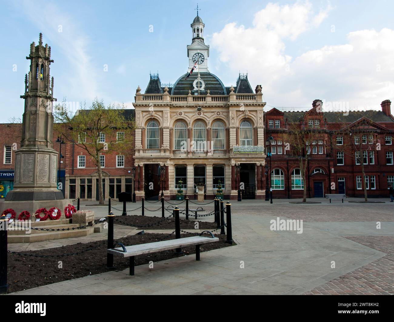 Retford town hall hi-res stock photography and images - Alamy