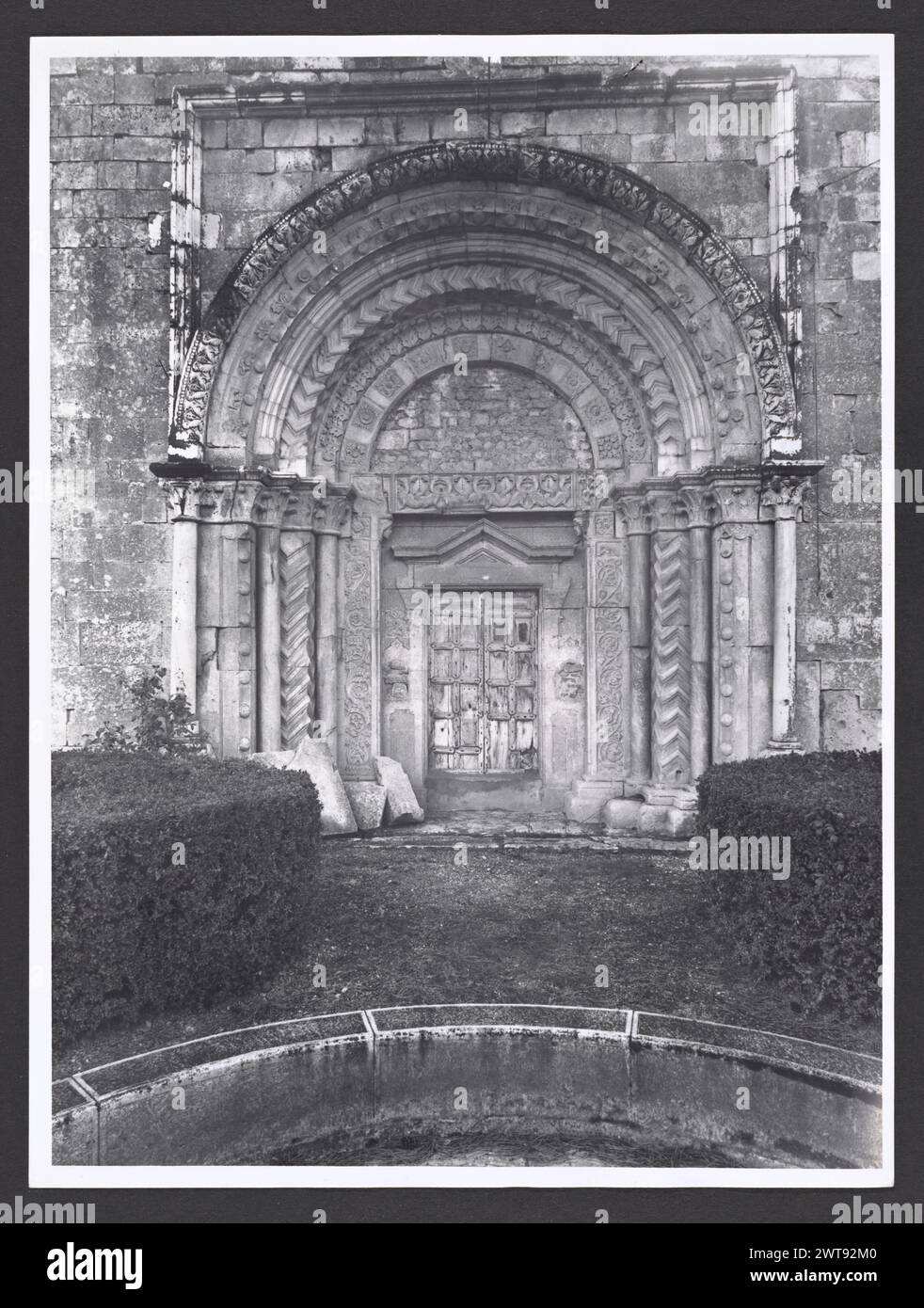 Abruzzo L'Aquila San Benedetto dei Marsi S. Sabina. Hutzel, Max 1960 ...