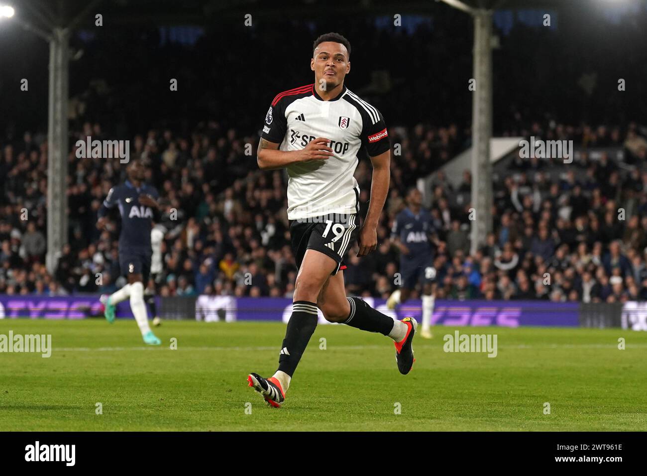 Fulham's Rodrigo Muniz celebrates scoring their side's first goal of ...