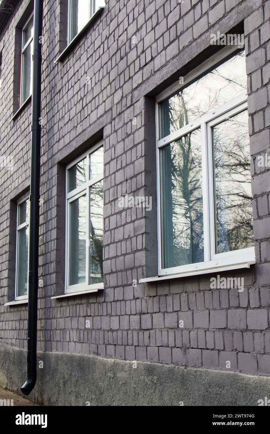 Australian modern two storey home hi-res stock photography and images ...