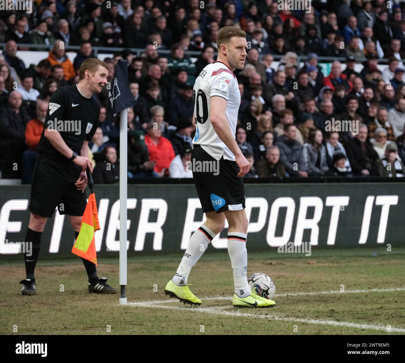 Pride Park, Derby, Derbyshire, UK. 16th Mar, 2024. League One Football ...