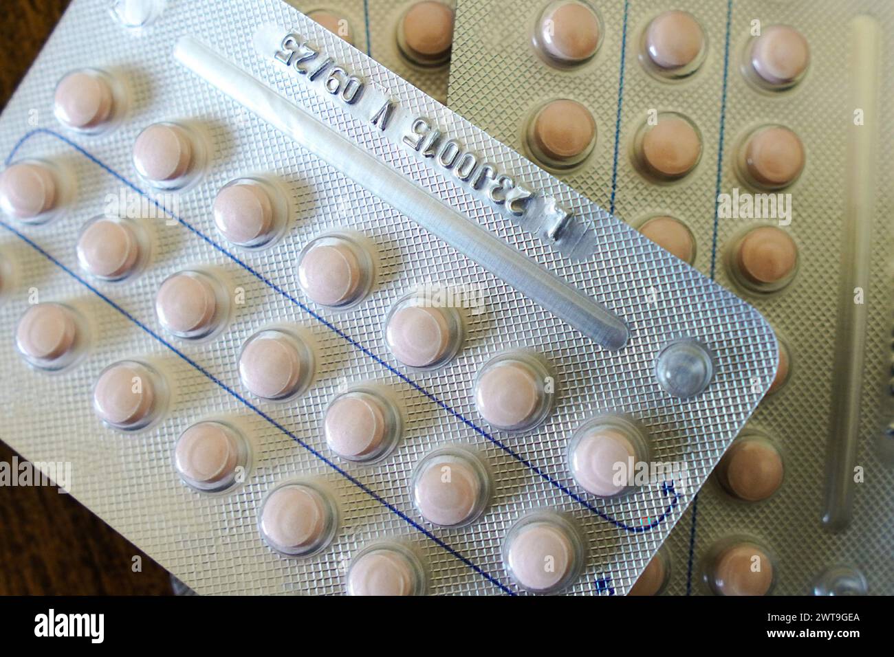 End of march 2024 hi-res stock photography and images - Alamy