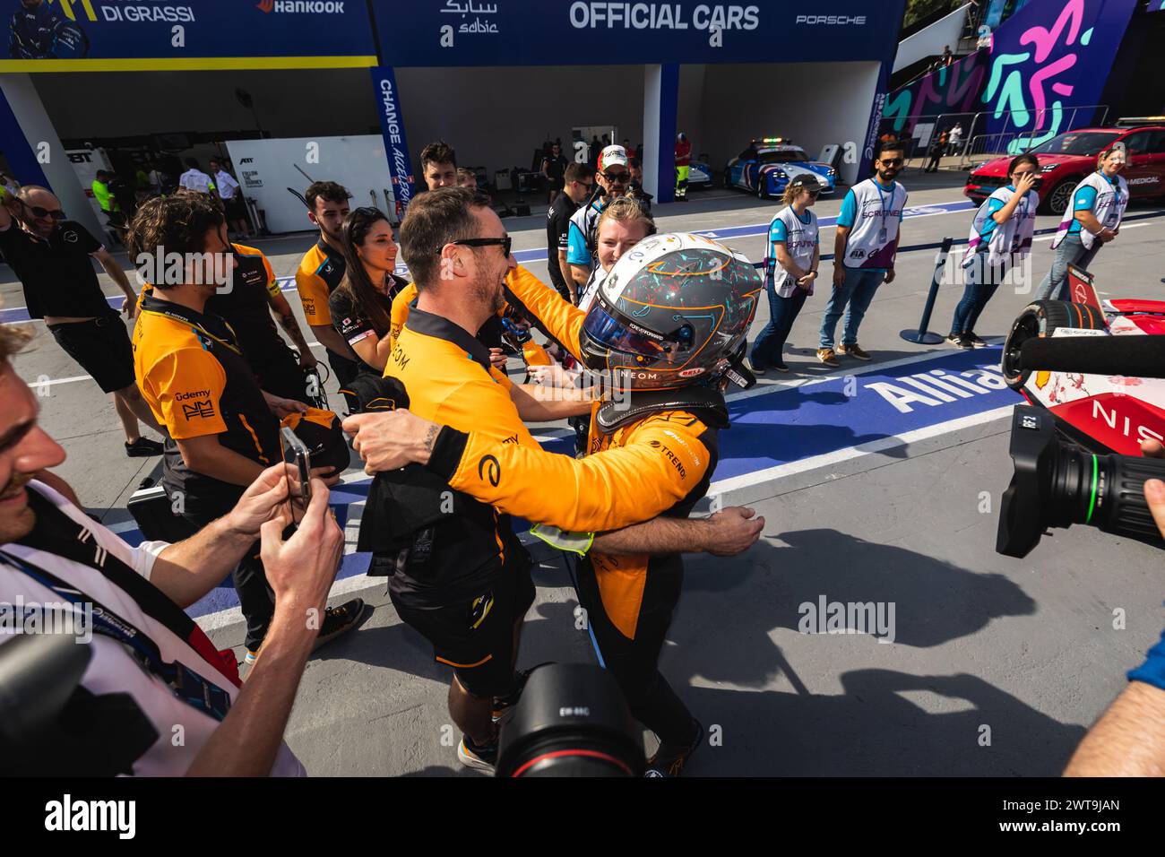 BIRD Sam (gbr), NEOM McLaren Formula E Team, Nissan e-4ORCE 04 ...