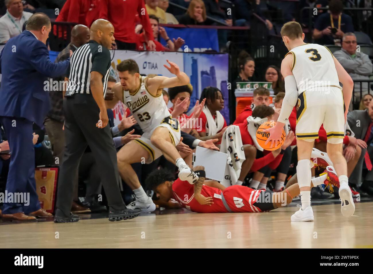 Minneapolis, Minnesota, USA. 16th Mar, 2024. Purdue Boilermakers ...