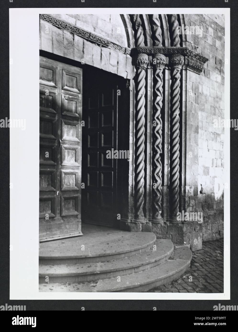 Lazio Viterbo Bolsena S. Francesco. Hutzel, Max 1960-1990 Medieval ...