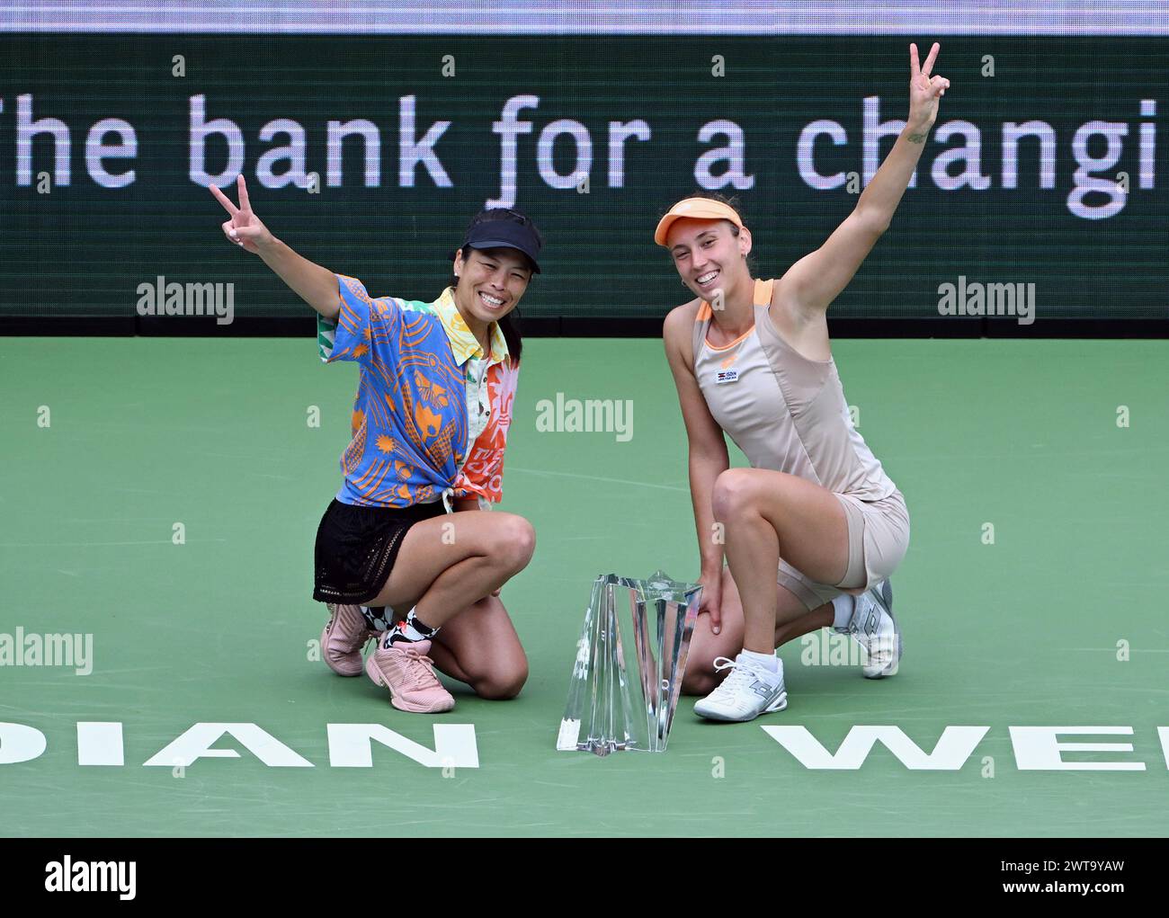 INDIAN WELLS, CA - MARCH 16: Su-Wei Hsieh (TPE) and Elise Mertens (BEL ...