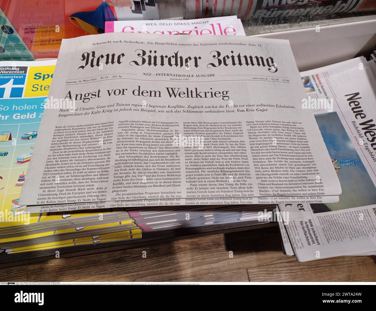 Nzz symbol hi-res stock photography and images - Alamy