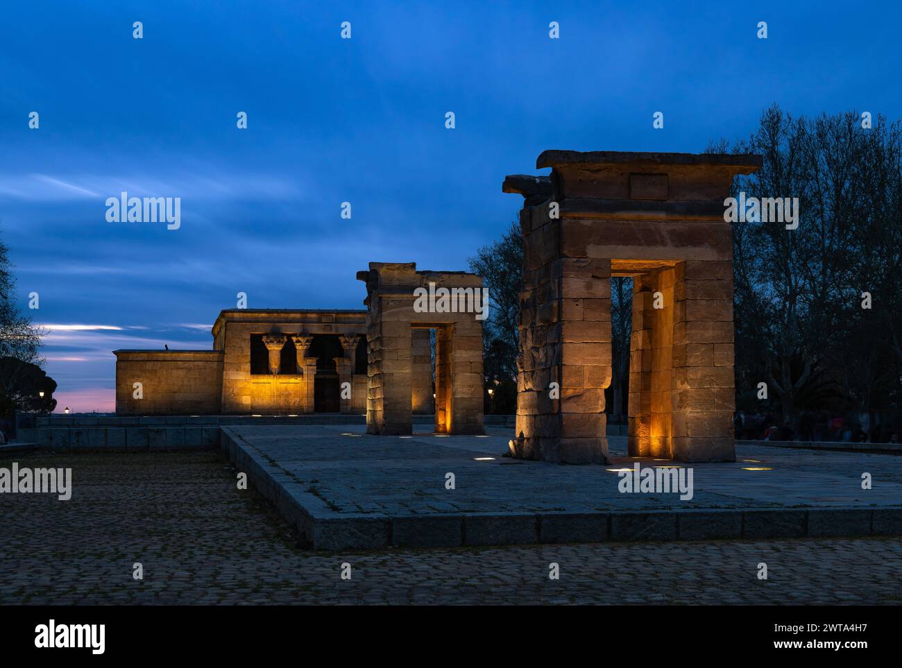temple debod madrid landscape egyptian temple Stock Photo - Alamy