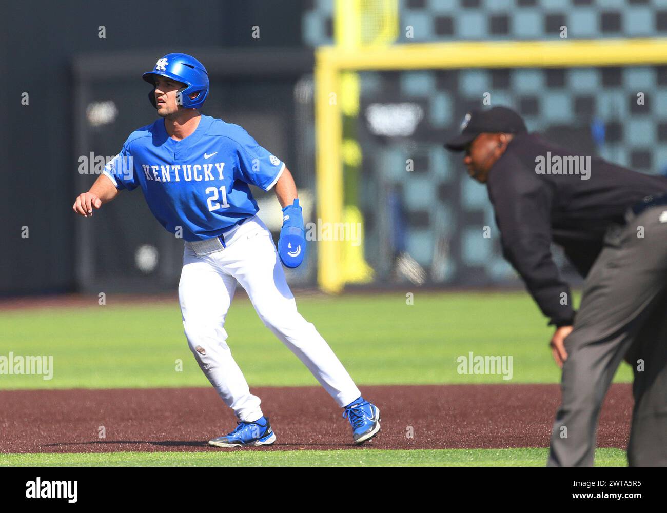 LEXINGTON, KY - MARCH 16: Kentucky outfielder Ryan Waldschmidt (21) in ...