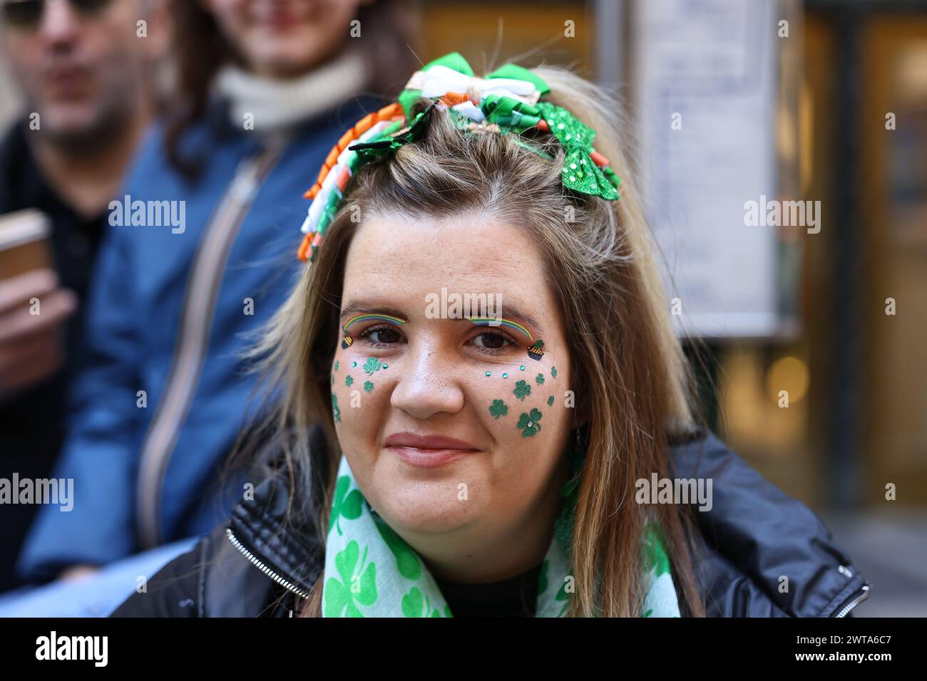 People dressed in green celebrate St. Patrick's Day Parade on Fifth ...