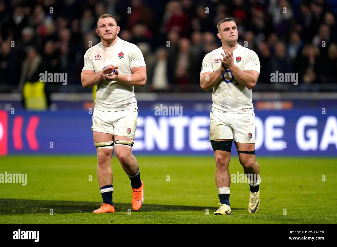 England's Sam Underhill (left) and Ben Earl applaud the fans after the ...