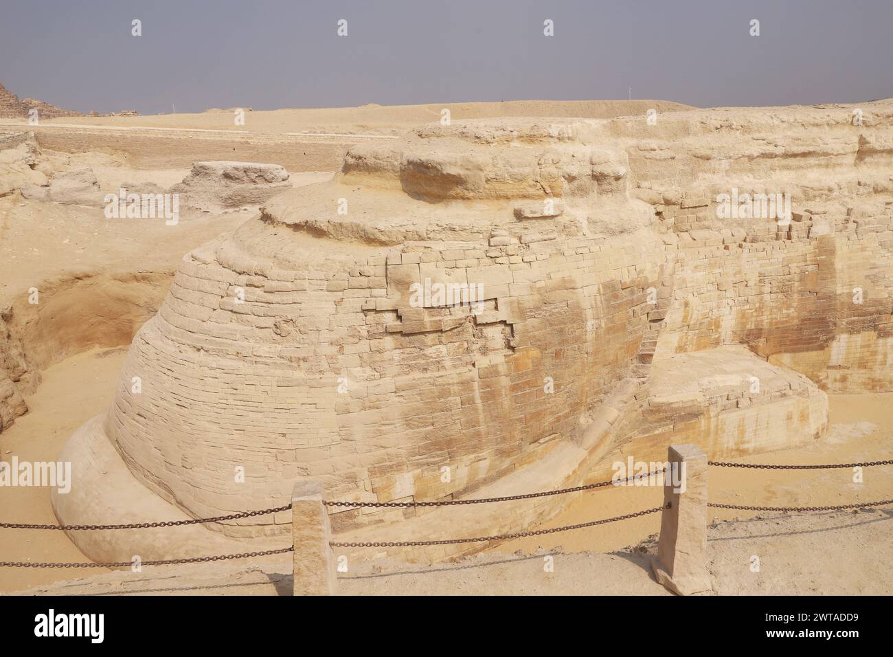 Giza sphinx guide hi-res stock photography and images - Alamy