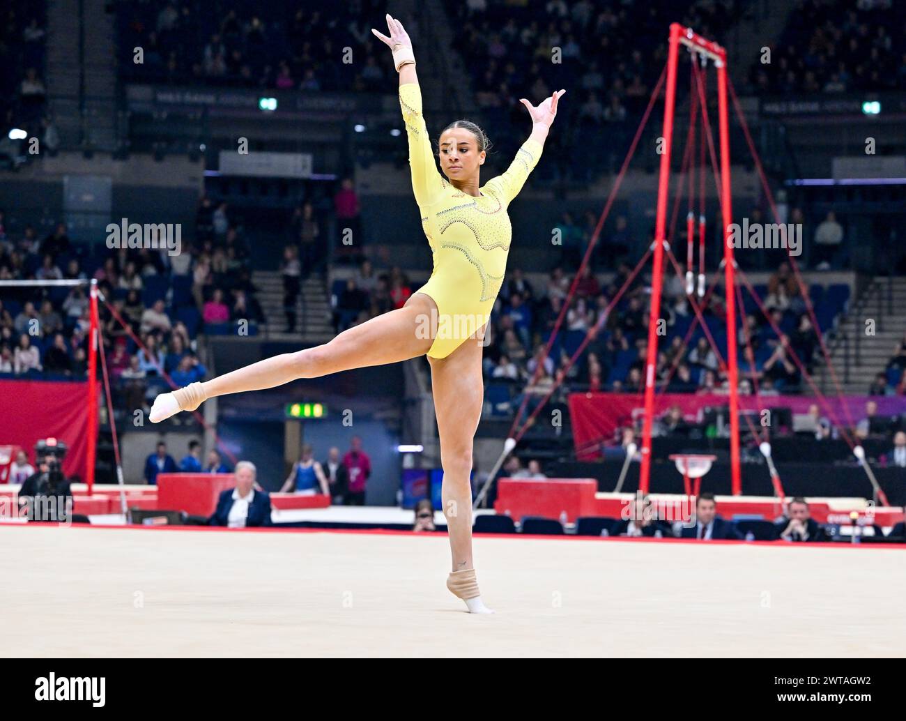 Mae fenton floor hi-res stock photography and images - Alamy