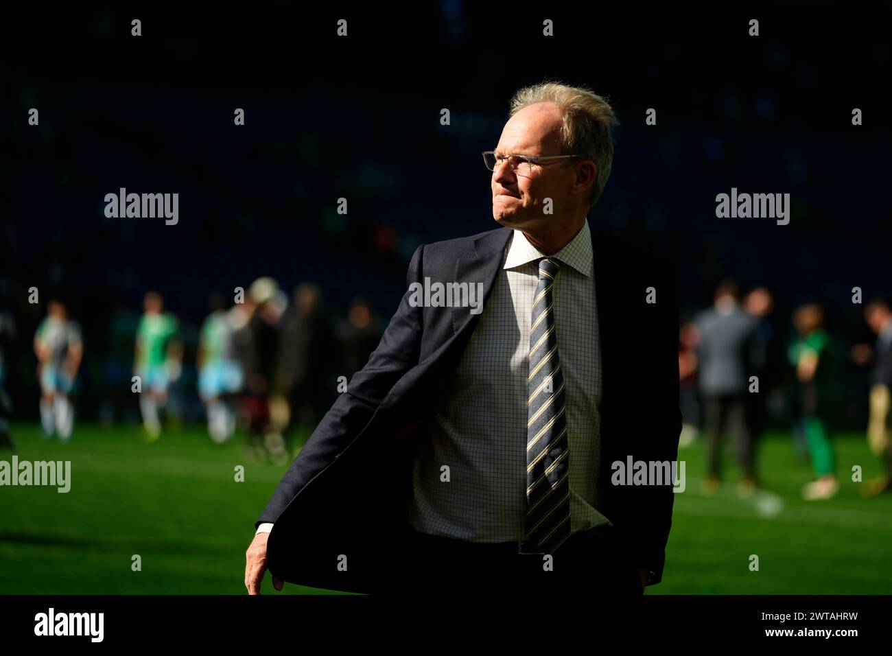 Seattle Sounders head coach Brian Schmetzer walks off the field ...