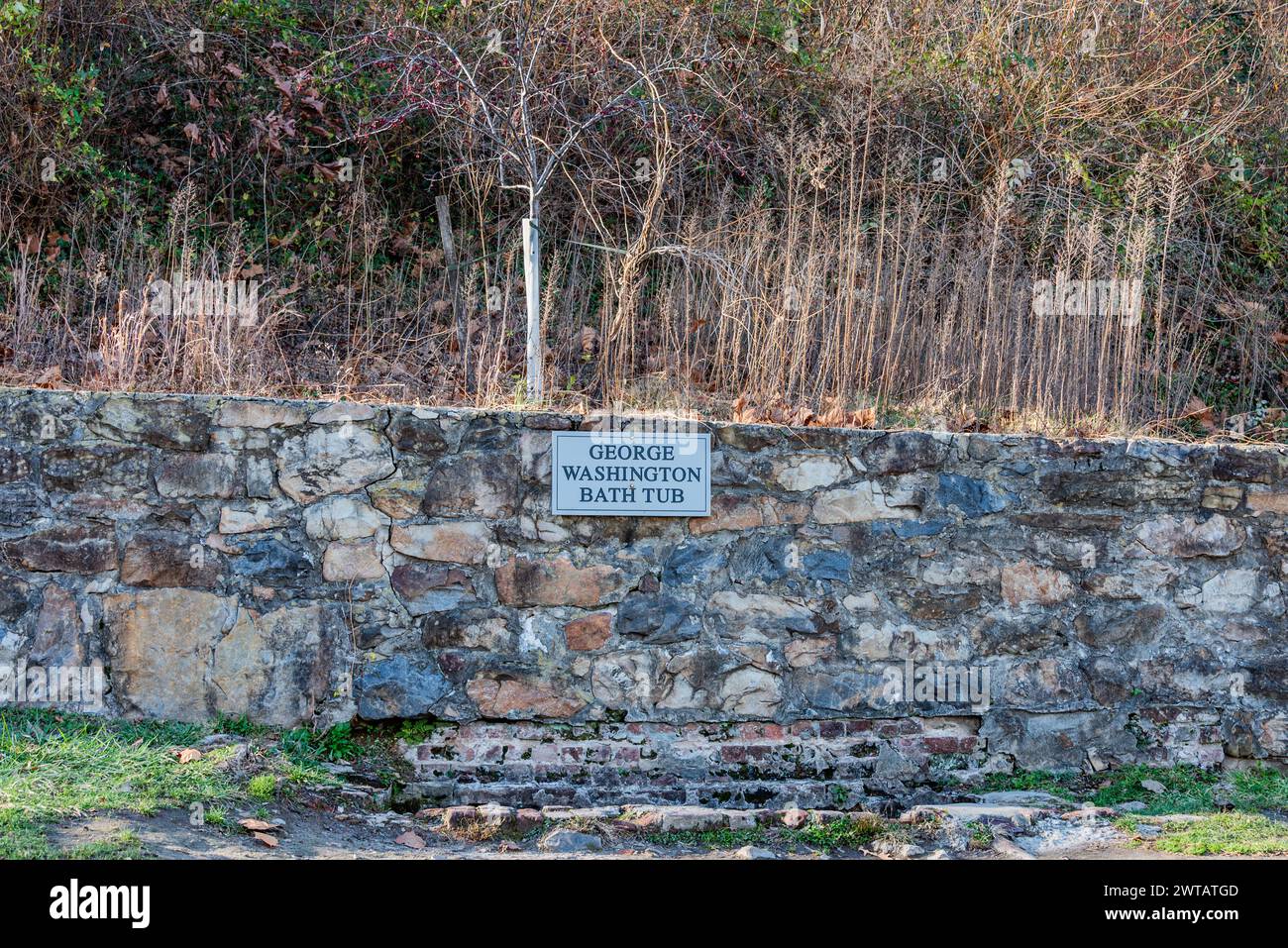 George washington bathtub hi-res stock photography and images - Alamy
