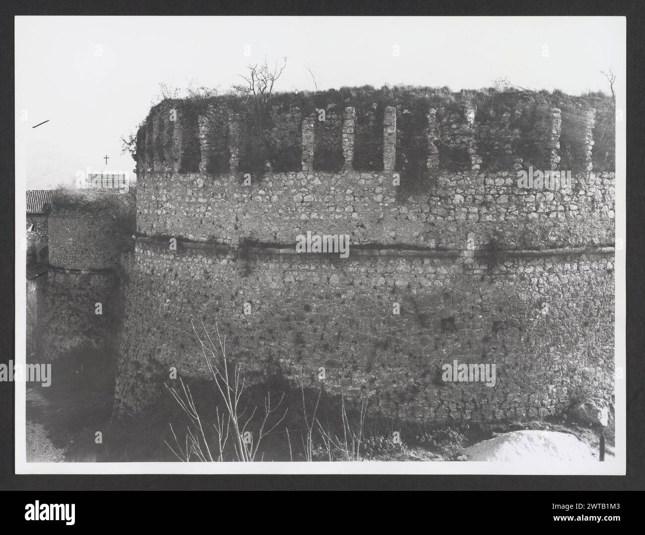 Abruzzo L'Aquila Scurcola Marsicana Castello. Hutzel, Max 1960-1990 ...