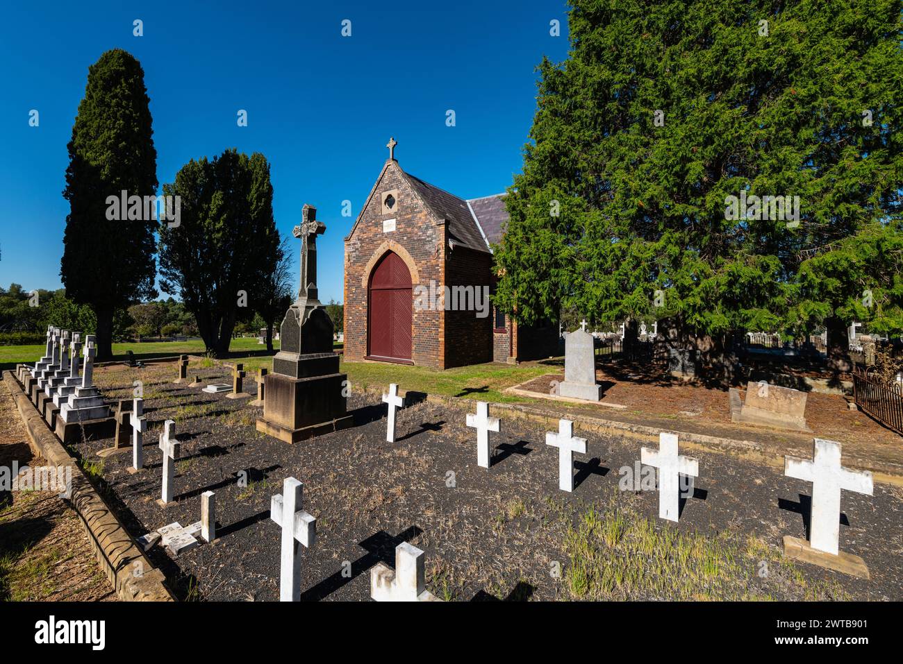 Braveyard hi-res stock photography and images - Alamy