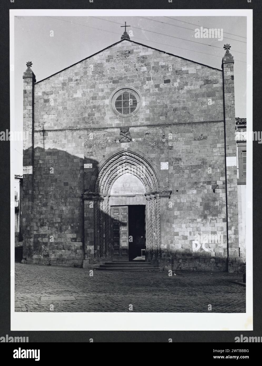 Lazio Viterbo Bolsena S. Francesco. Hutzel, Max 1960-1990 Medieval ...