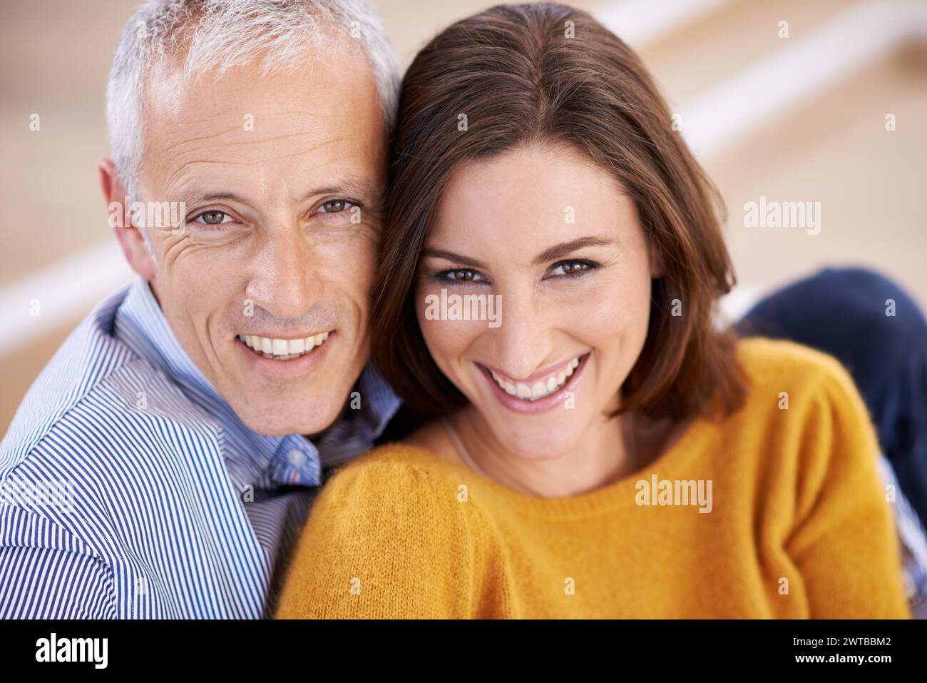 Couple in love age difference hi-res stock photography and images - Alamy