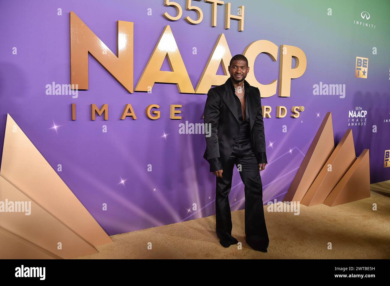 Usher arrives at the 55th NAACP Image Awards, Saturday, March 16, 2024 ...