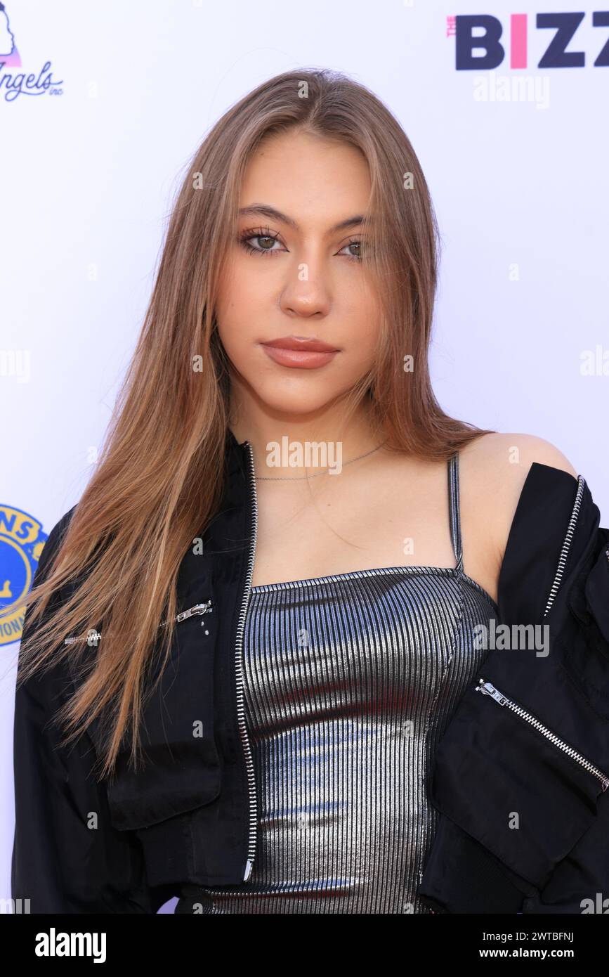 Los Angeles, California, USA. 9th March, 2024. Music artist Anya Kay ...