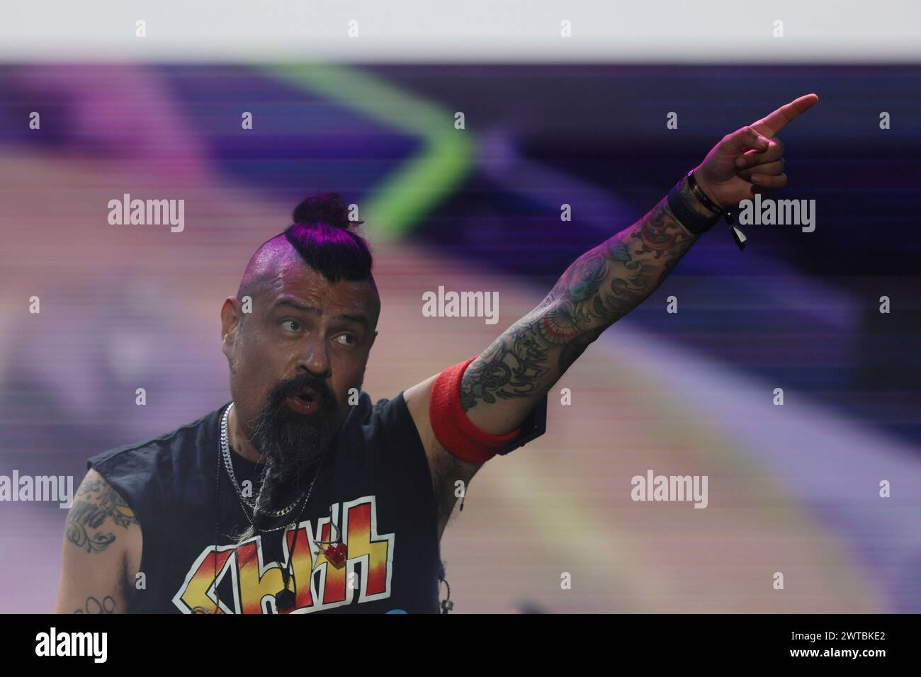 Mexican singer Luis Roman aka Dr. Shenka, lead vocals of Panteon Rococo ...