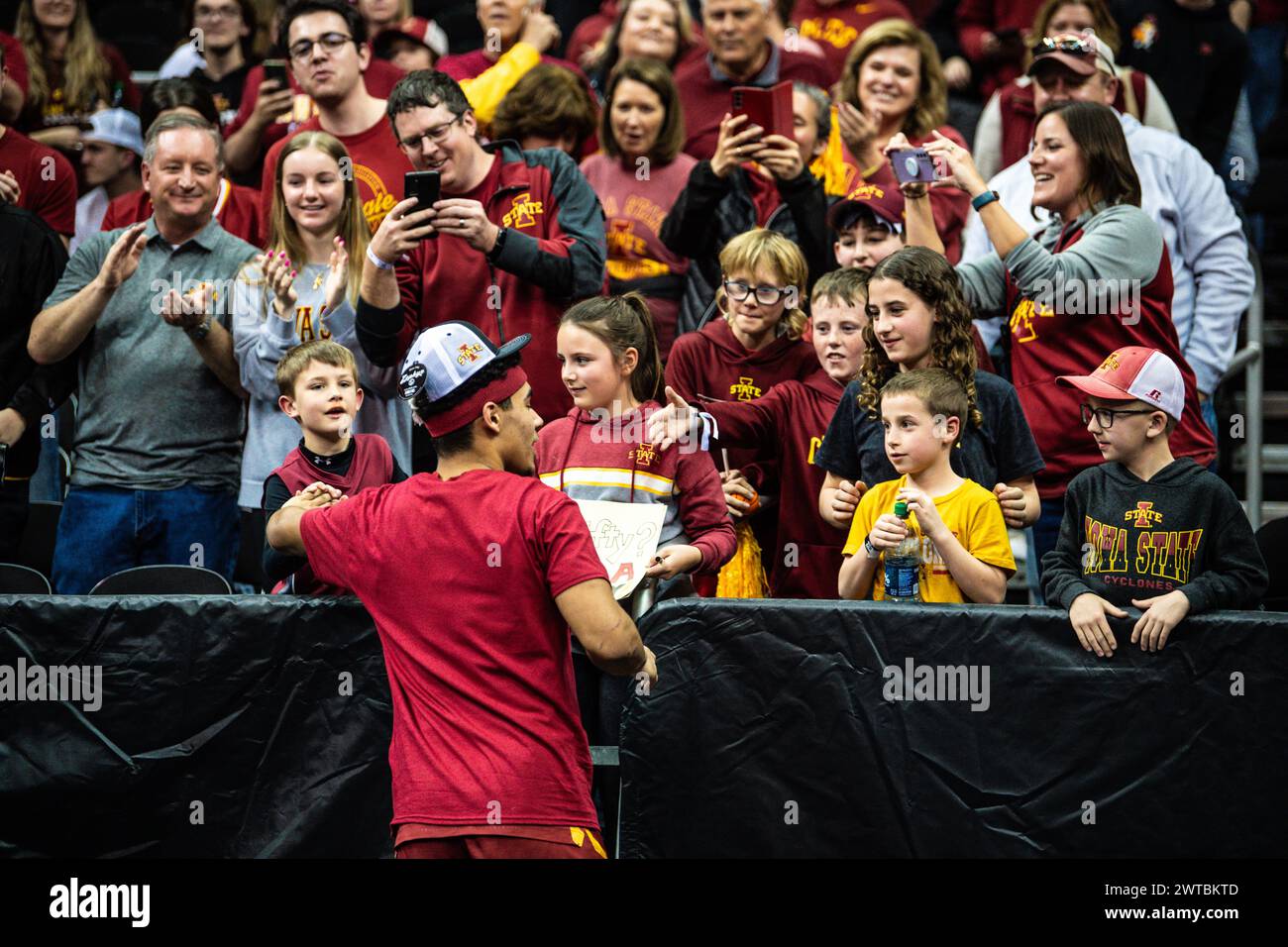 Kansas City, Missouri, USA. 16th Mar, 2024. Iowa State player TAMIN LIPSEY greets Cyclone fans ...