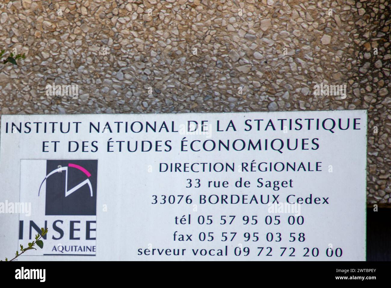 Institut national de la statistique hi-res stock photography and images ...