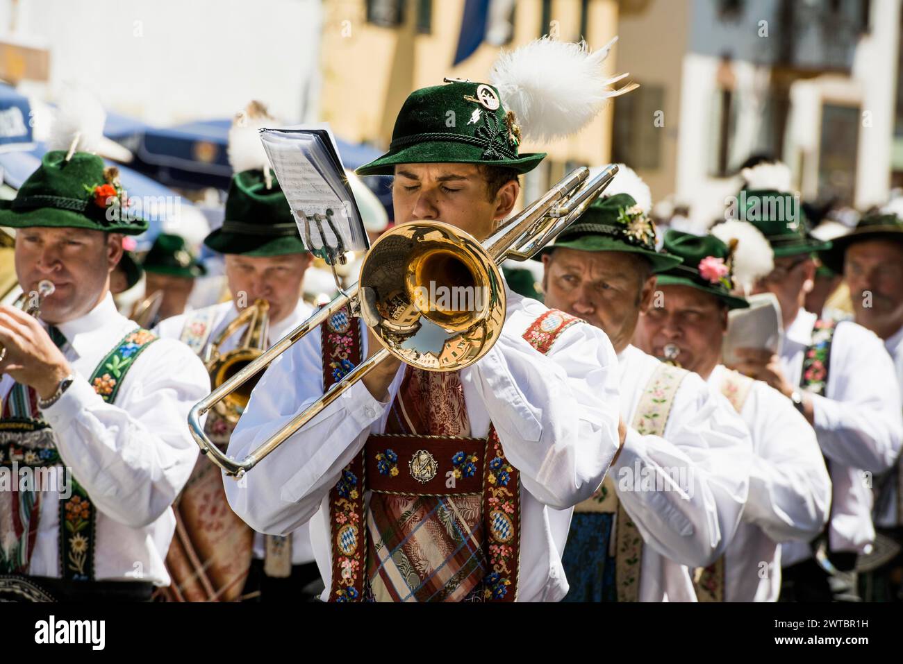 Traditional traditional costume parade, Garmisch-Partenkirchen ...