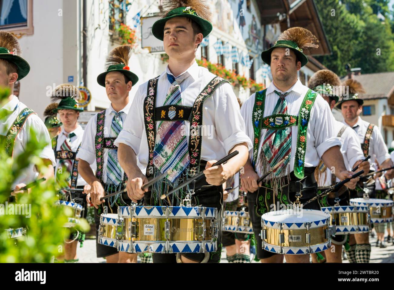 Traditional traditional costume parade, Garmisch-Partenkirchen ...